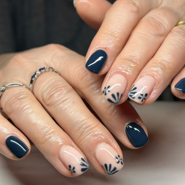 25 Trendy Navy Blue Nails For Summer - lau